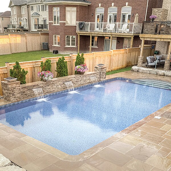 Banas Brown Pillar Cap | Van Beek's